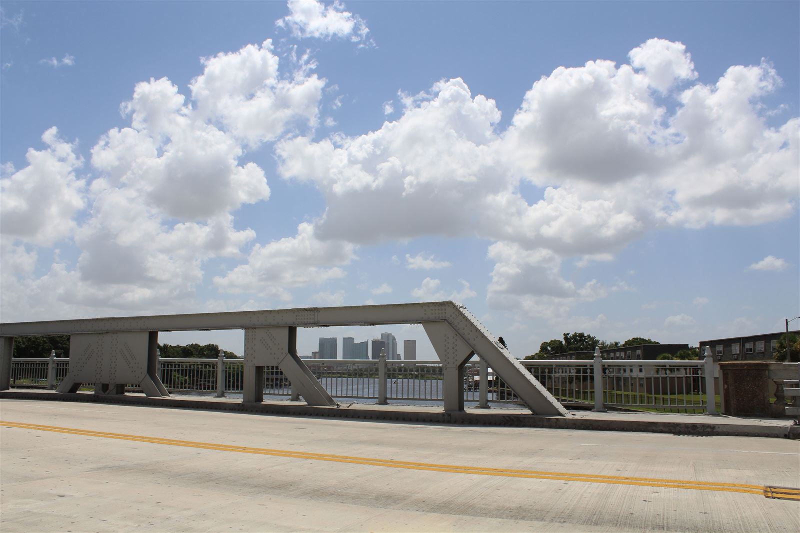 Locations Hub - Columbus Drive Bridge
