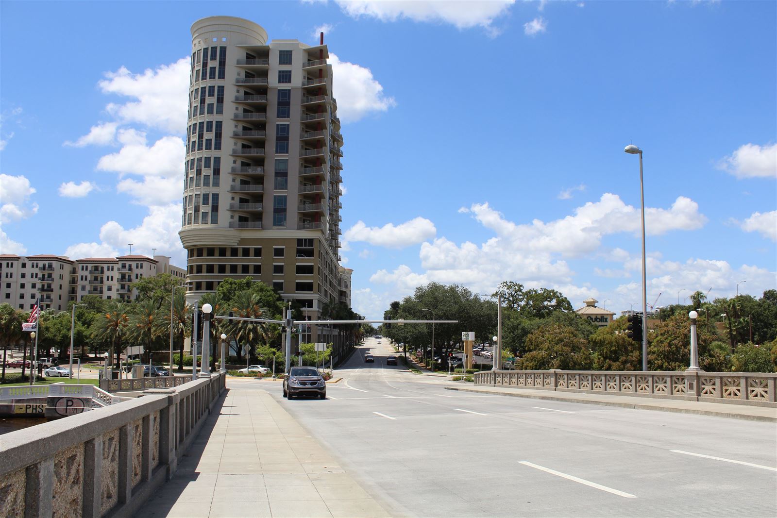 Locations Hub - Platt St. Bridge