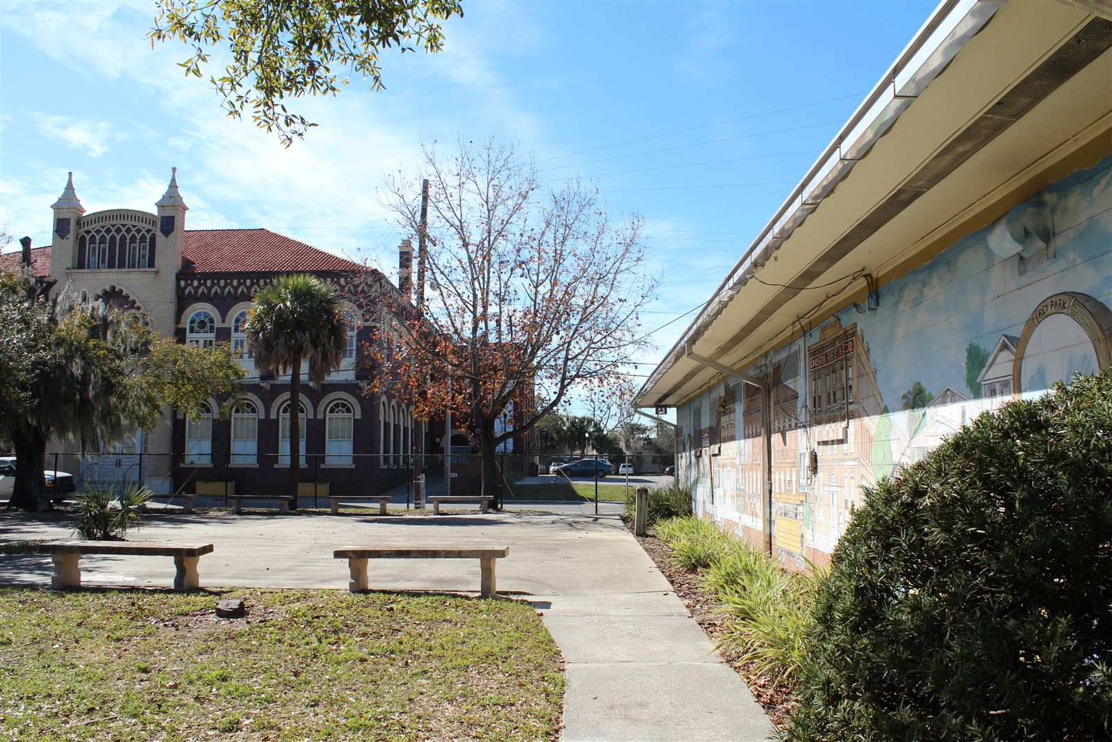 Locations Hub - Rey Park