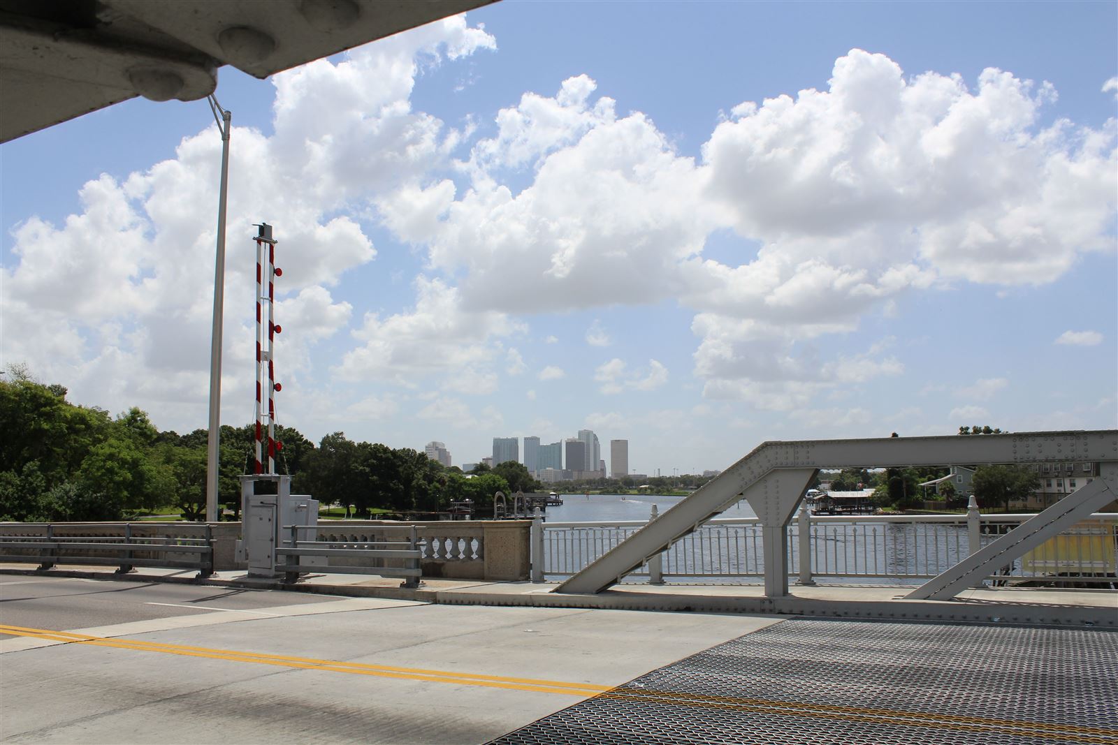 Locations Hub - Columbus Drive Bridge